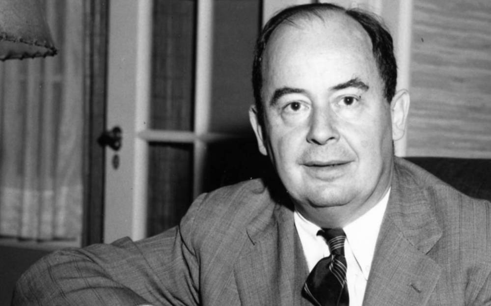 Ma 120 éve született Neumann János, a XX. század egyik legnagyobb ...