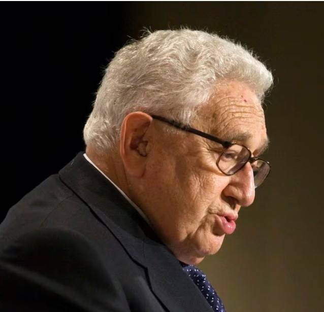 Száz éves korában meghalt Henry Kissinger | Mazsihisz