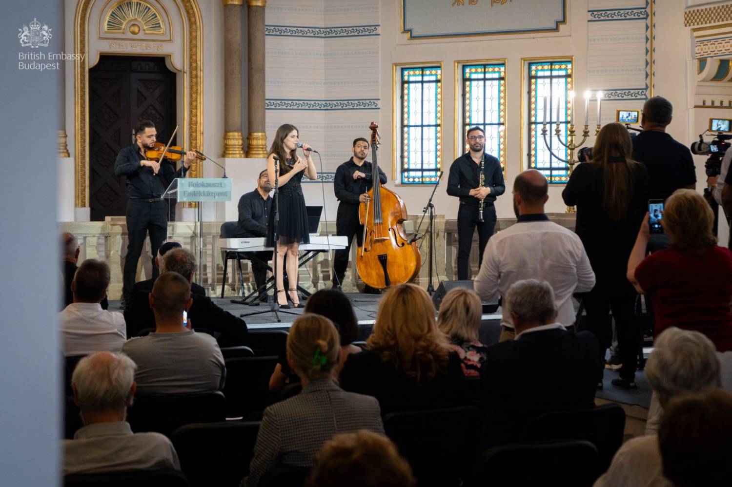 Emlékeznünk kell – Megemlékezés a Pharrajimos áldozatairól a Holokauszt ...